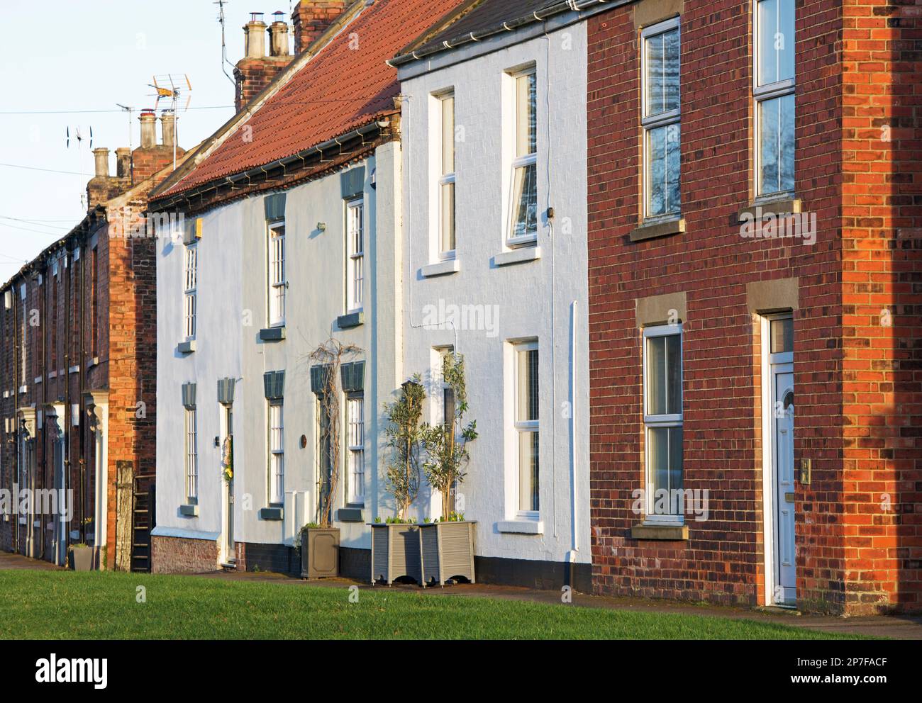 Row of terraced houses in the village of Rawcliffe, East Riding of ...