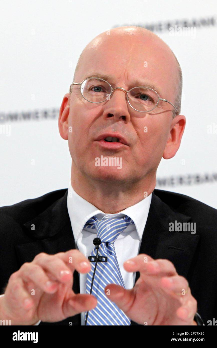 Der Vorstandsvorsitzende der Commerzbank AG, Martin Blessing ...