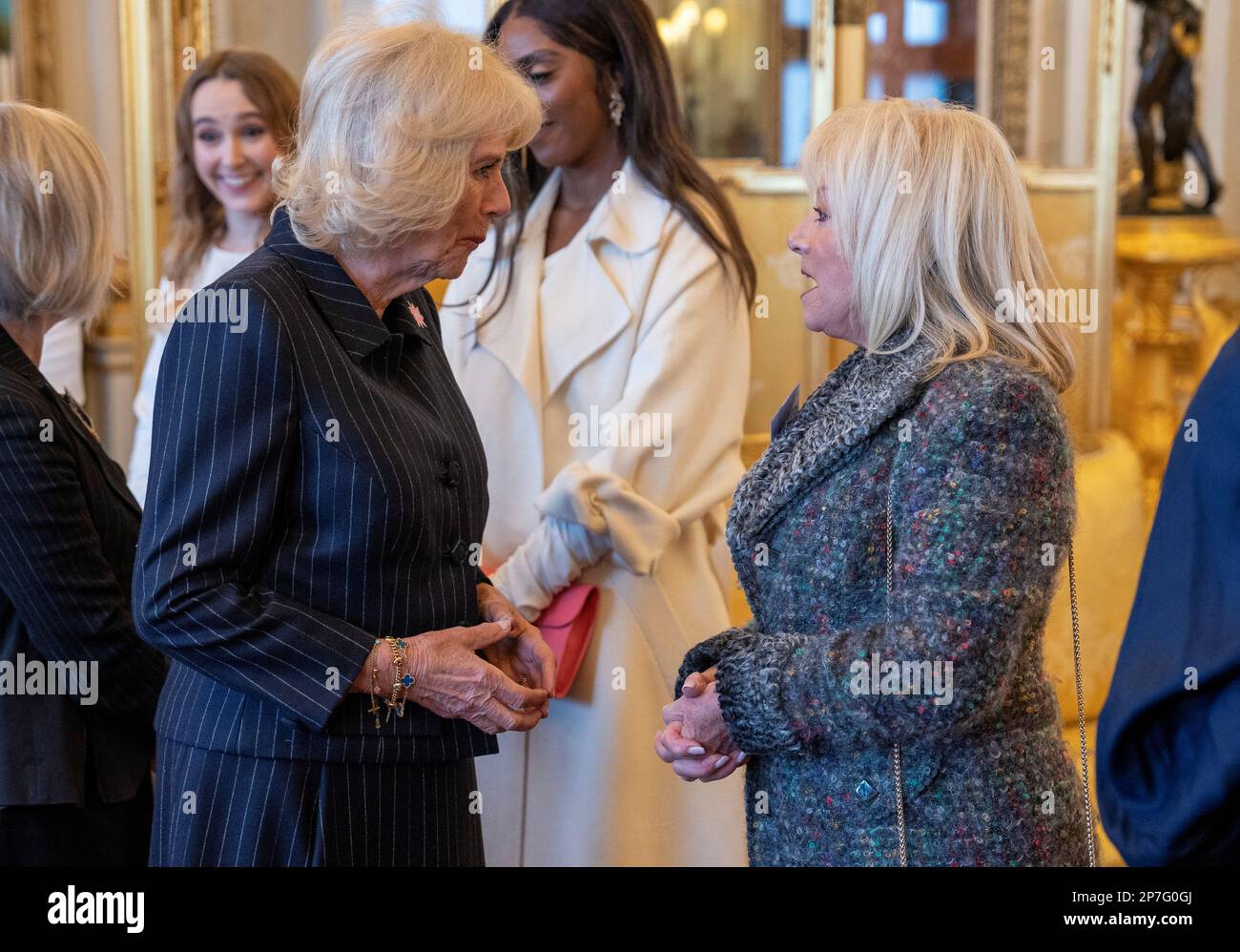 Elaine paige camilla hi-res stock photography and images - Alamy