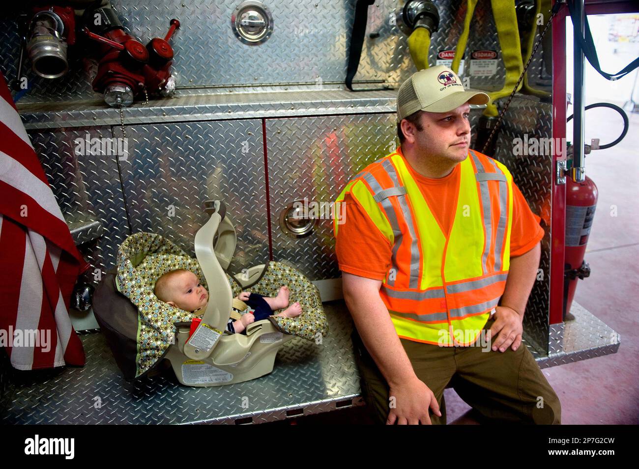 In this photo taken Tuesday, June 8, 2010, Elmwood, Ill., Mayor John ...