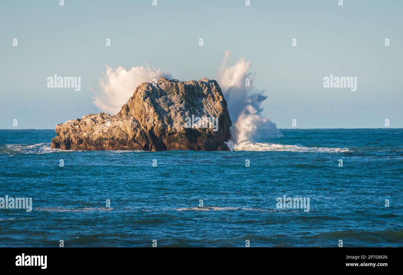 Ocean Rock Feature at Big Sur Stock Photo - Alamy