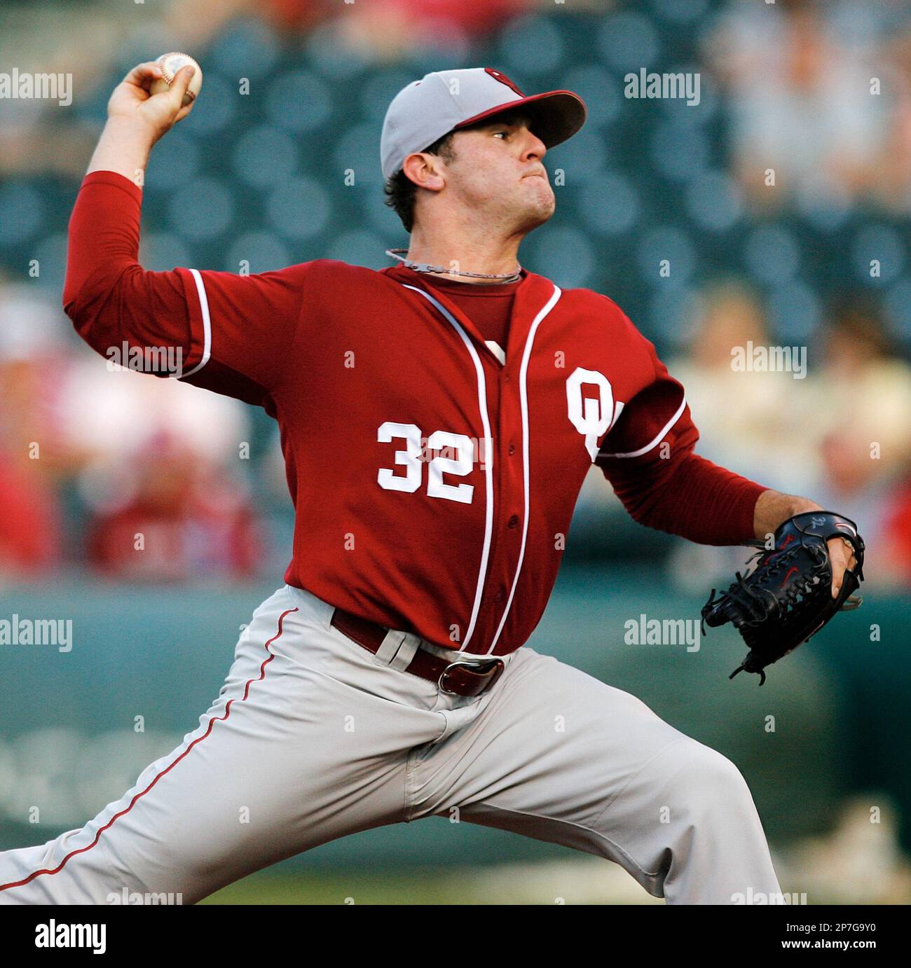 Oklahoma's Zach Neal pitches during the Big 12 NCAA college baseball ...