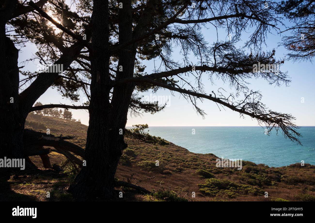 A Pacific Ocean Overlook at Big Sur Stock Photo - Alamy