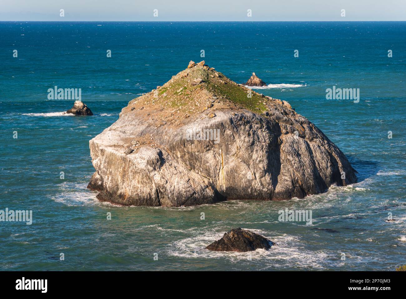 Ocean Rock Feature at Big Sur Stock Photo - Alamy