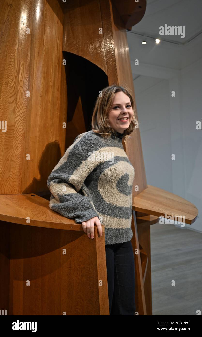 Anthony Caro ( 1924-2013) widely regarded as one of the 20 th century's ...