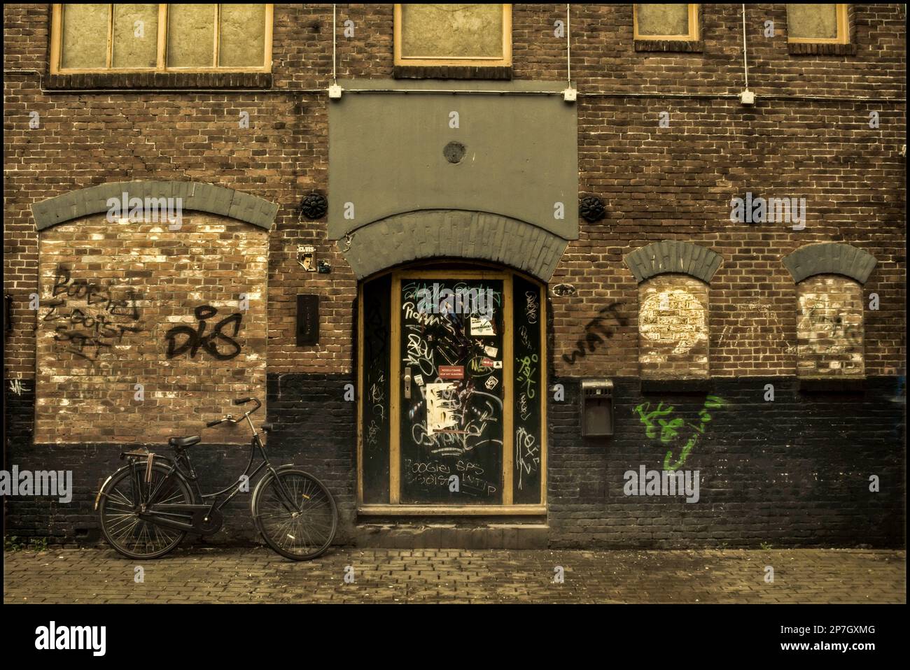 Disco house hi-res stock photography and images - Alamy