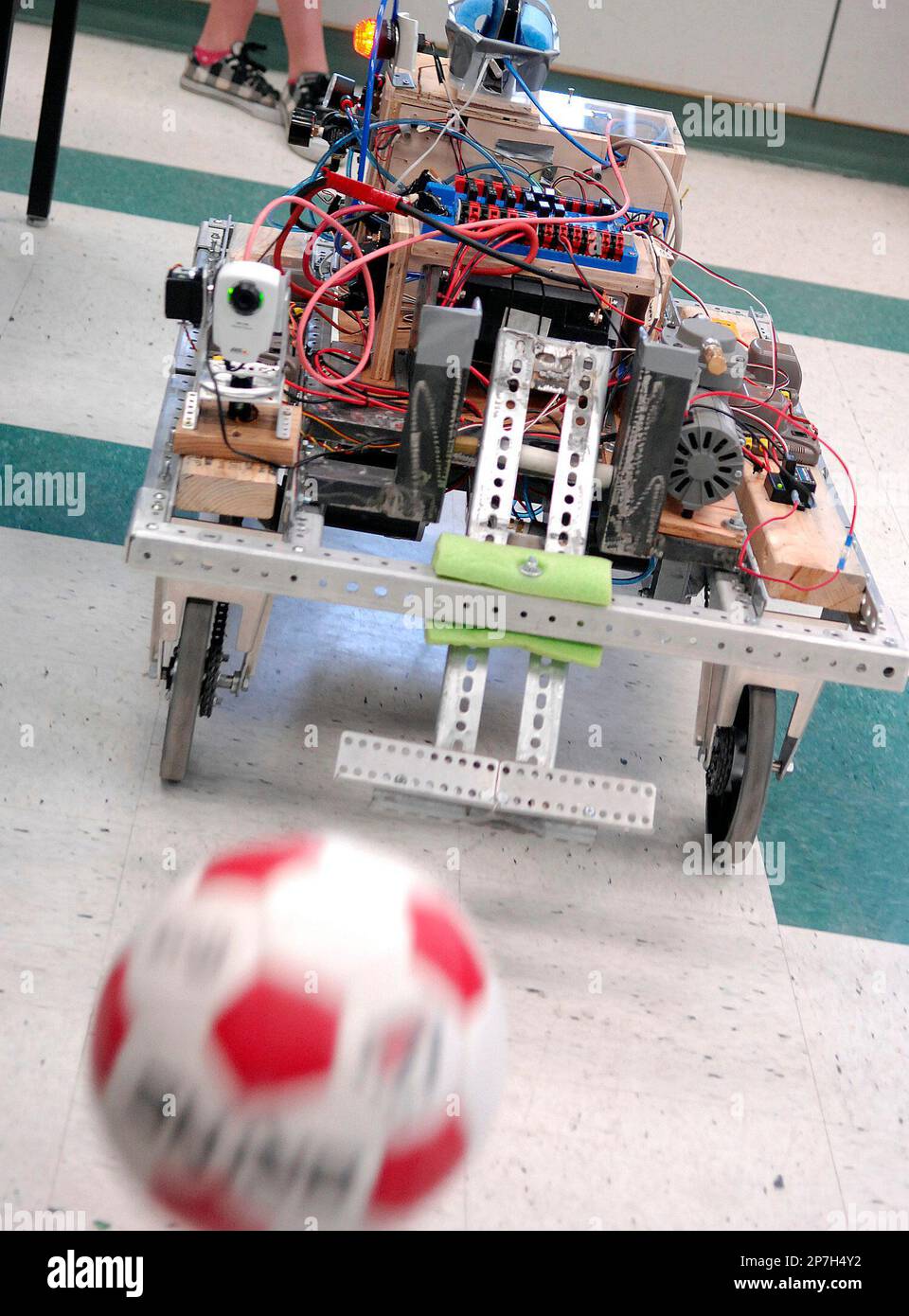 "Life Over Bob", a robot designed, built and programmed by Capital High ...