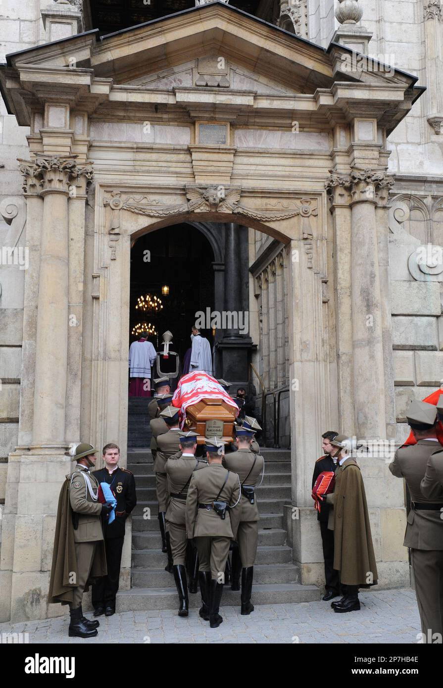 Polish soldiers carry the coffin of late Polish President Lech ...