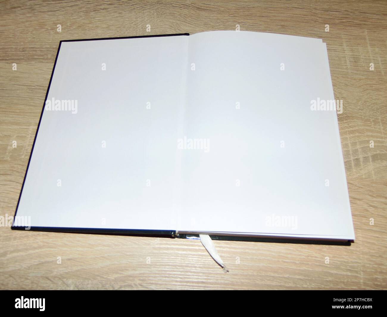 White pages of a book hi-res stock photography and images - Alamy