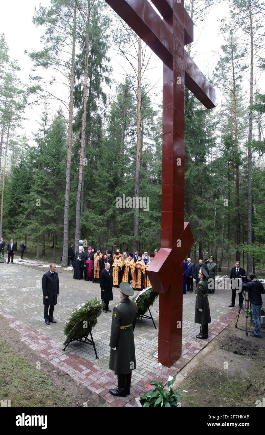 Russian Prime Minister Vladimir Putin and Polish Prime Minister Donald ...