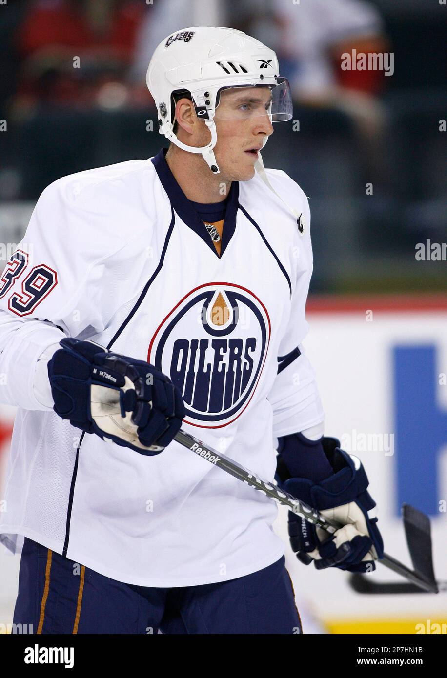 NHL player profile photo on Edmonton Oilers' Chris Minard during a ...