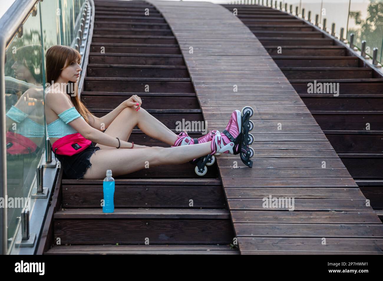 Girl in tight shorts hi-res stock photography and images - Alamy