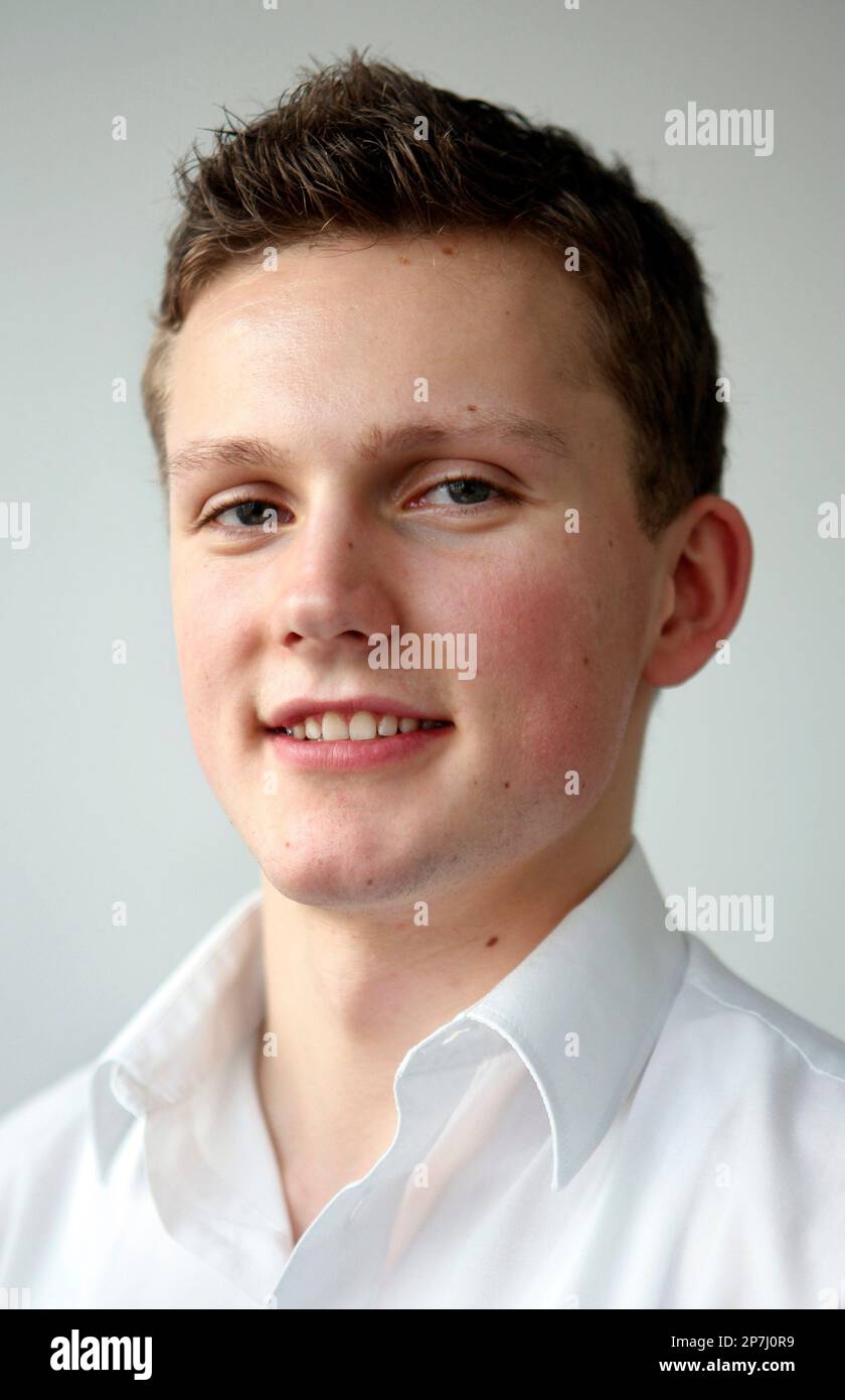Der Jung-Unternehmer Lukas Mielke posiert am Freitag, 26. Maerz 2010 ...