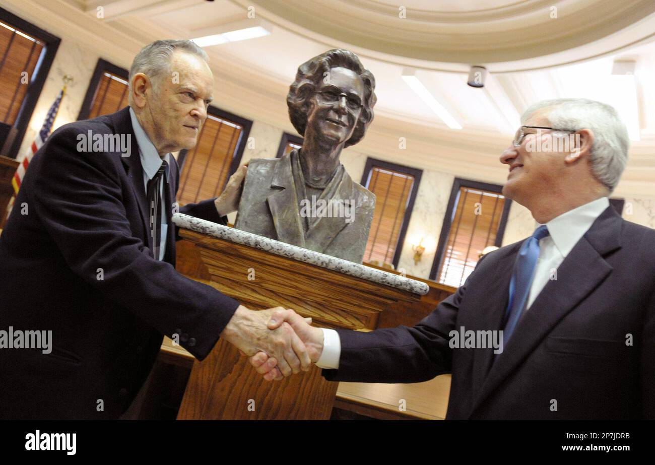 Sculptor Sam Gore, left, of Clinton, Miss., a Mississippi College ...