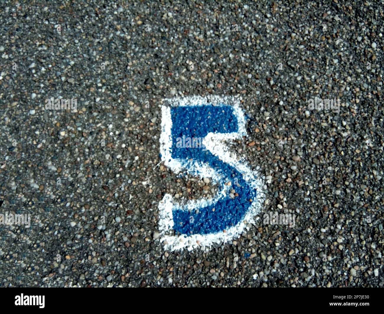 Number five painted hi-res stock photography and images - Alamy