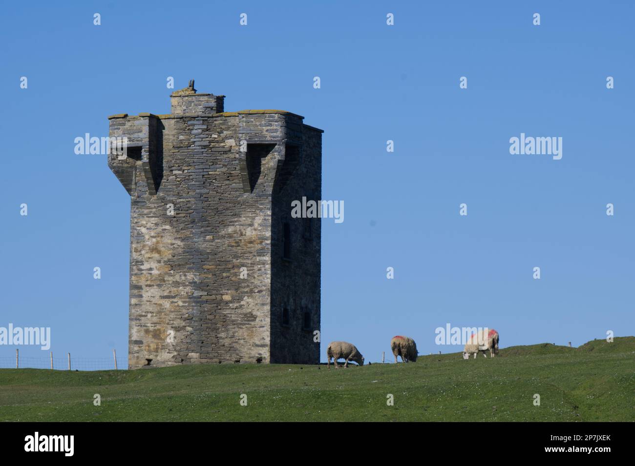 Malin beag watchtower hi-res stock photography and images - Alamy