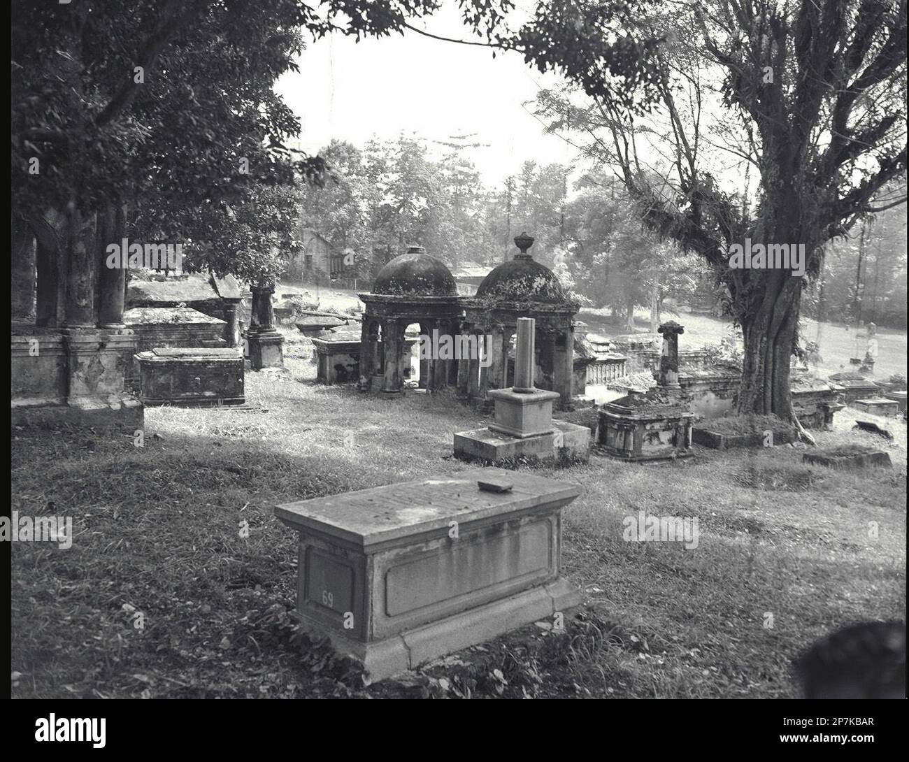Fort Canning Cemetery, 28 August, 1952.(Singapore Press via AP Images ...