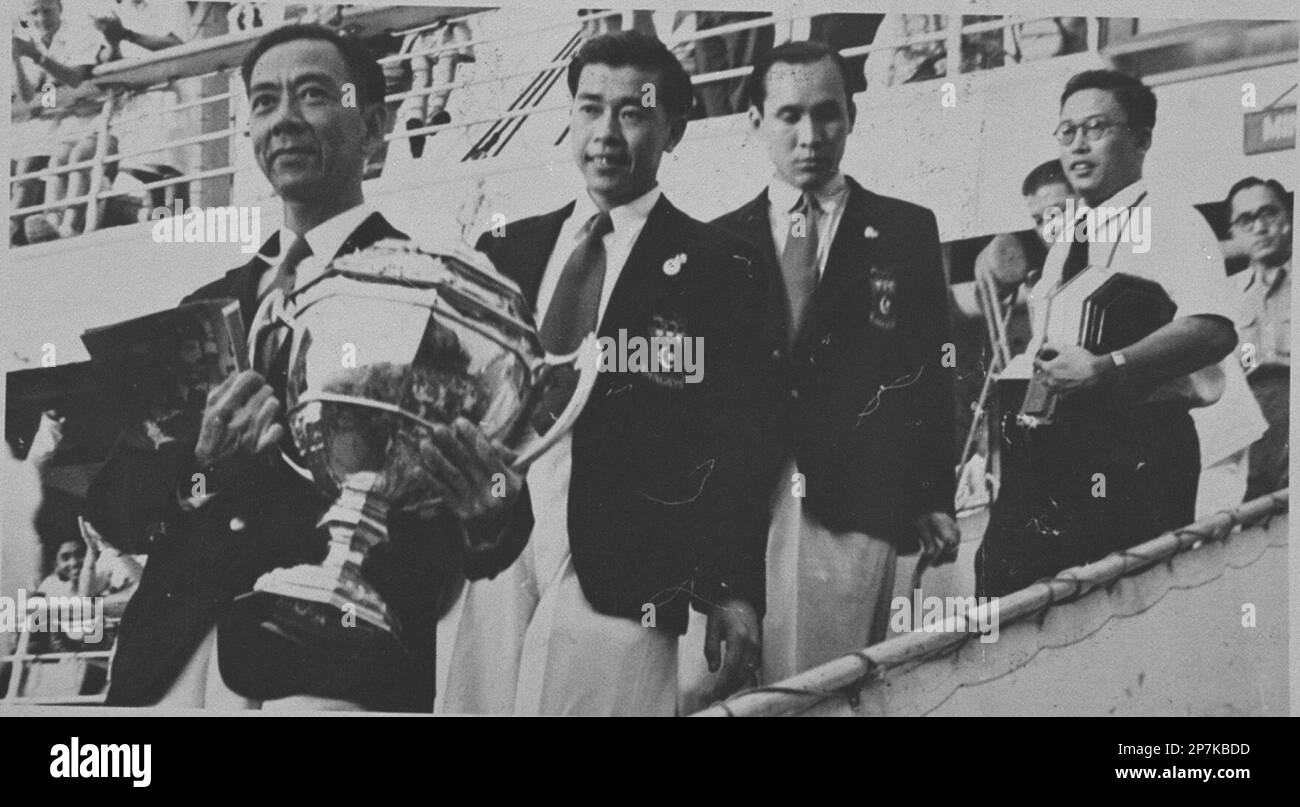 Mr Lim Chuan Geok (left), non-playing captain and manager of Malaya's ...