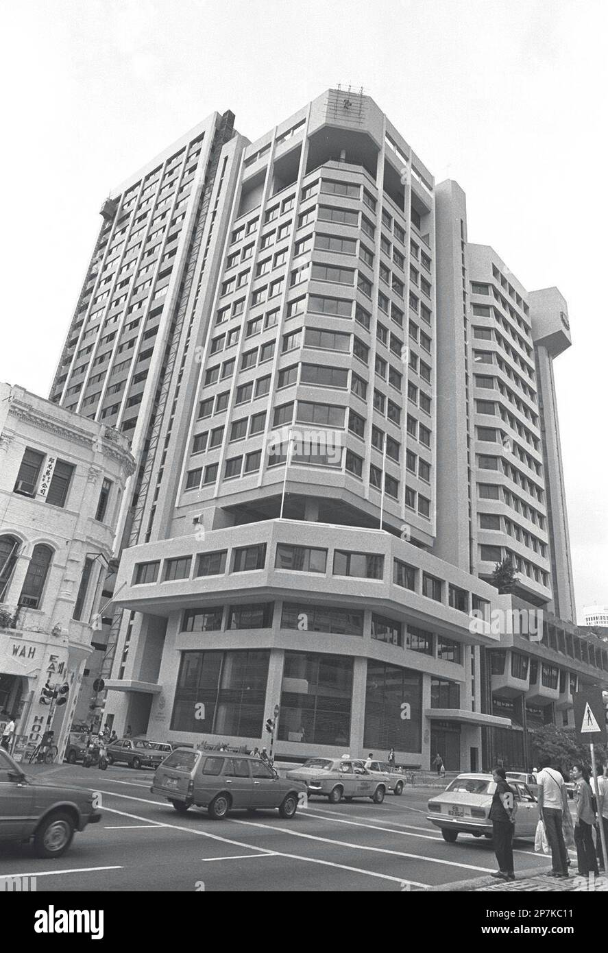 Tuan Sing Building at Market Street and Robinson Road junction ...