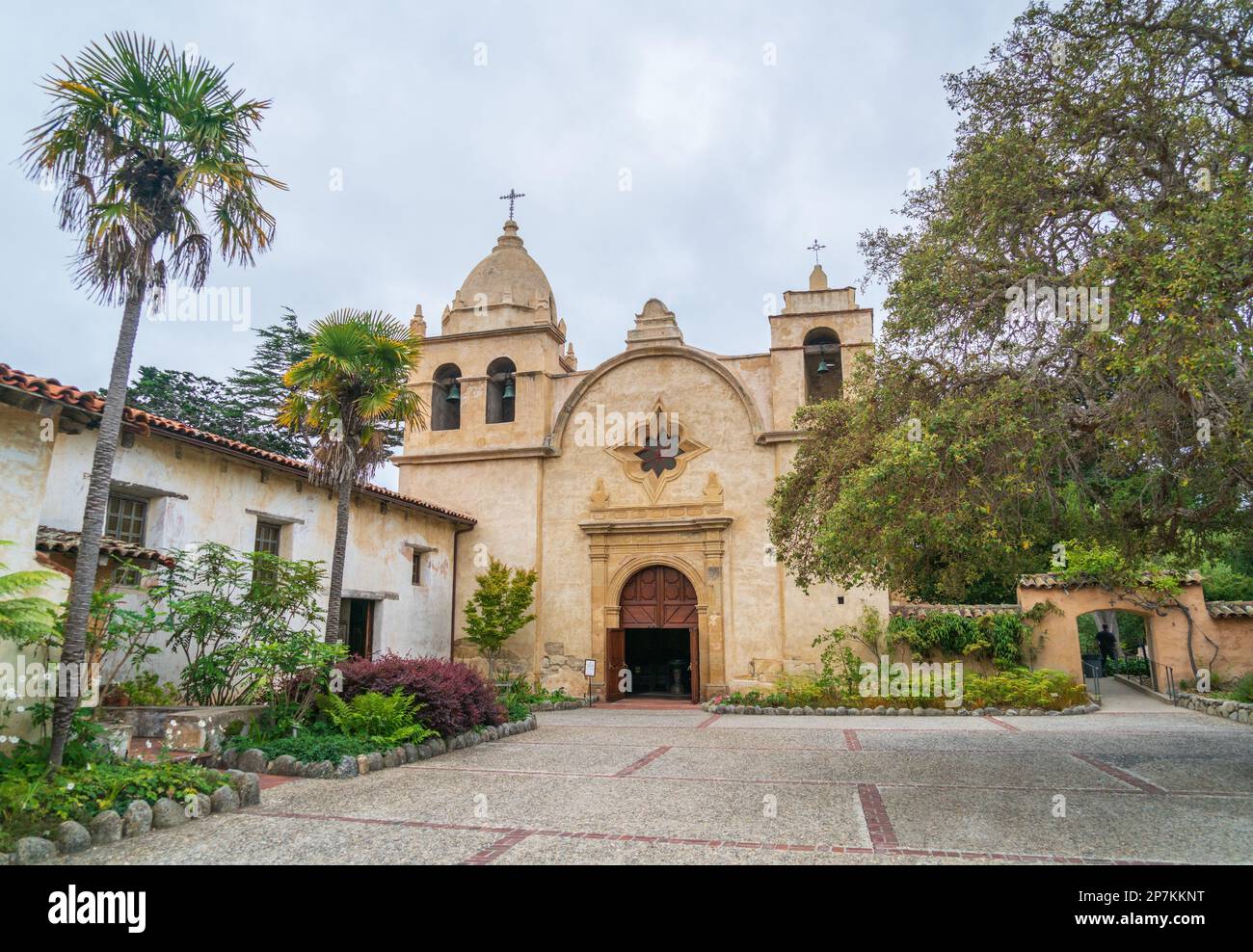 Mission San Carlos Borromeo de Carmelo Stock Photo - Alamy