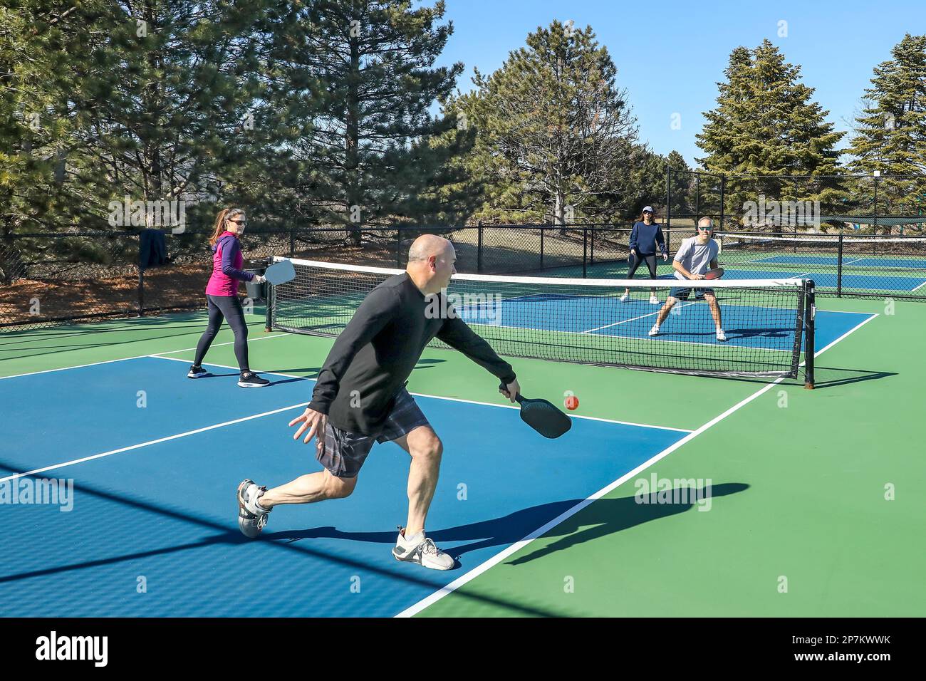 Doubles pickleball hi-res stock photography and images - Alamy