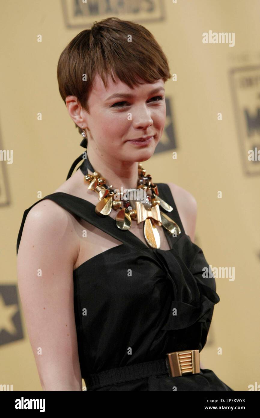 Carey Mulligan arrives at the 15th Annual Critics Choice Movie Awards ...