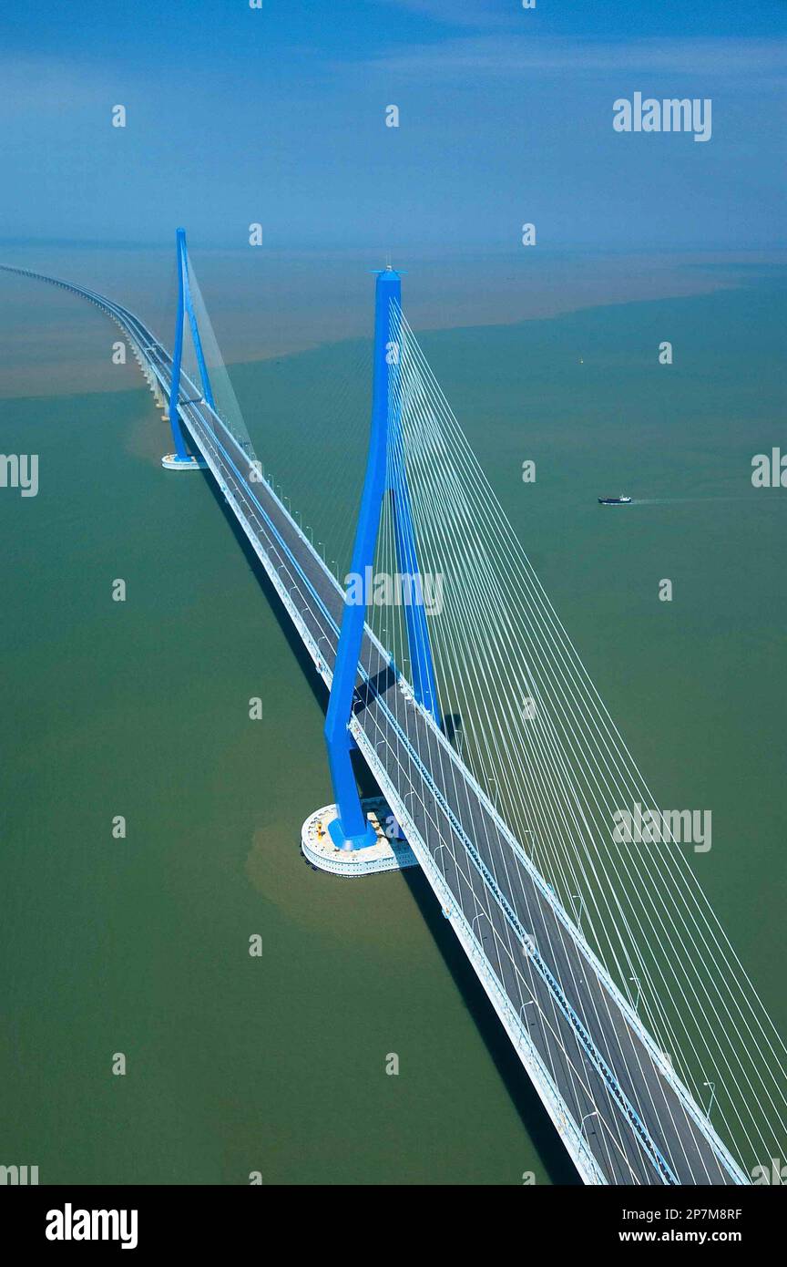 FILE PHOTO taken on Aug. 17, 2009 shows the Jintang Bridge of the ...