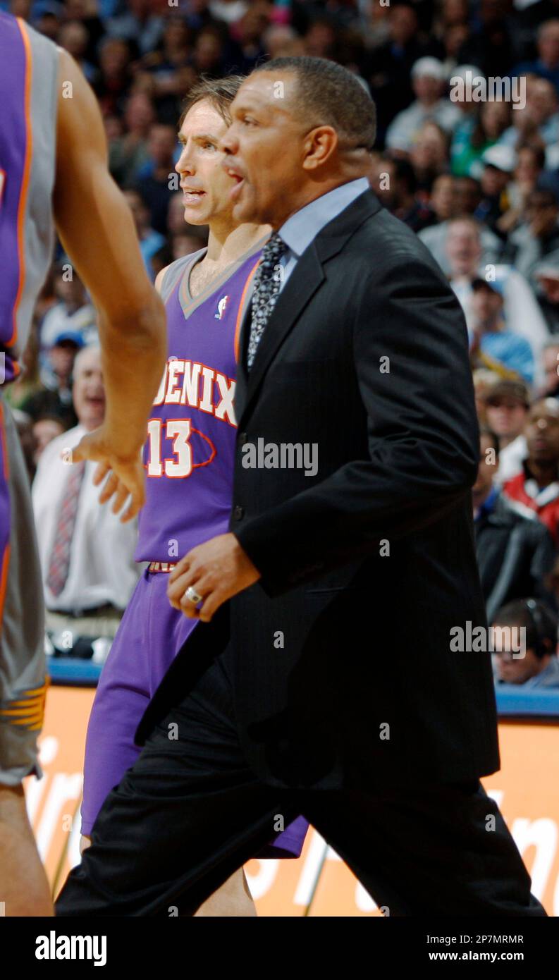 Phoenix Suns head coach Alvin Gentry, front, reacts after getting ...