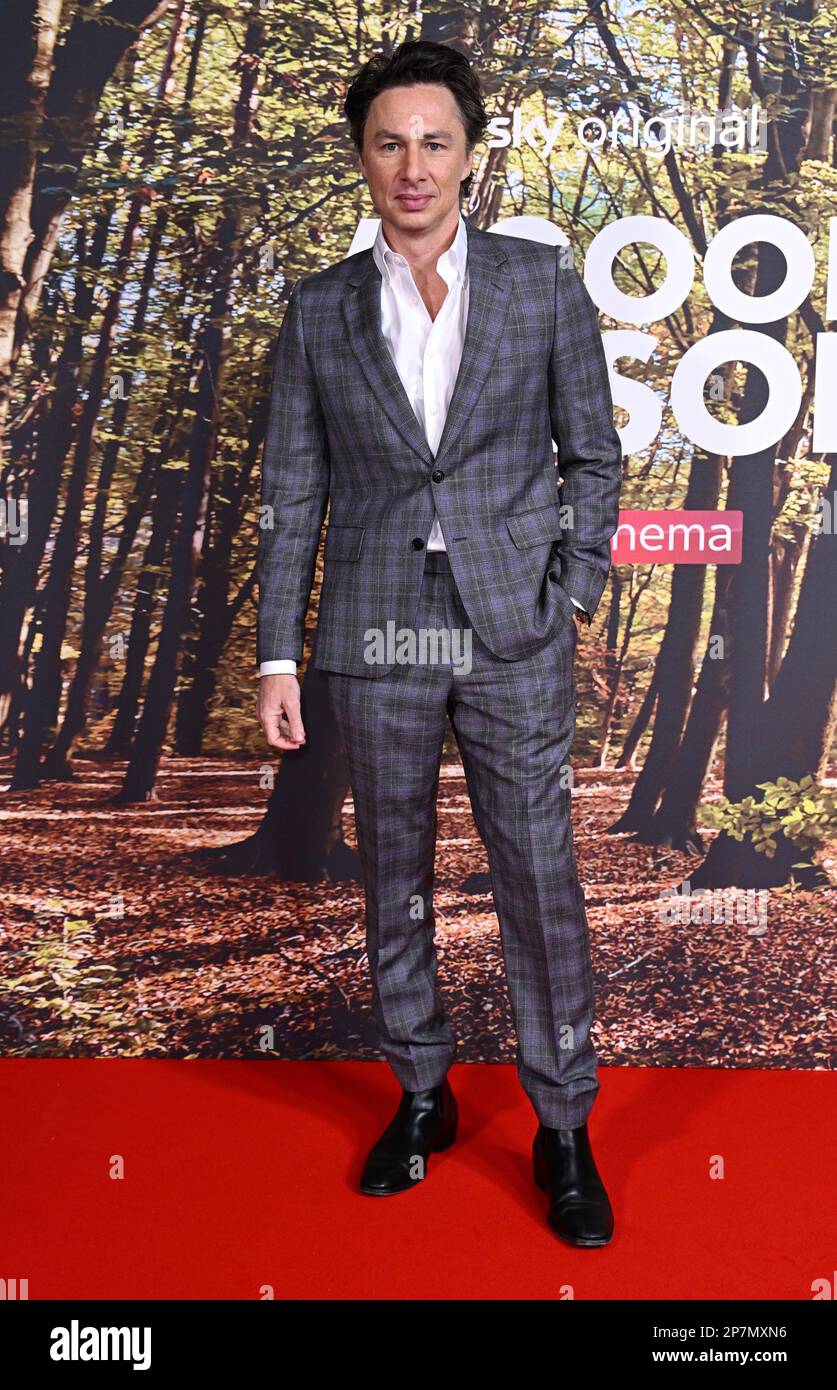 Zac braff hi-res stock photography and images - Alamy