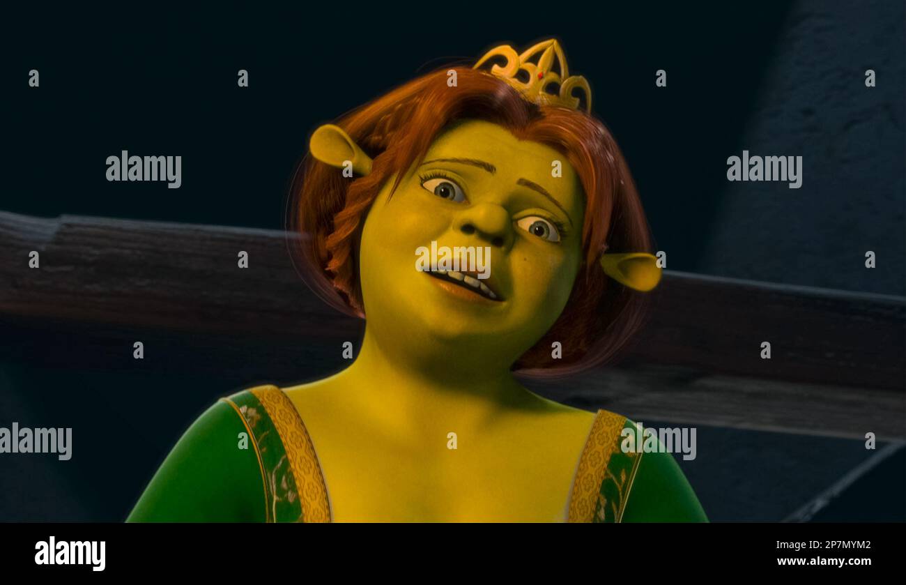 USA. Cameron Diaz in a scene from the (C)DreamWorks film: Shrek (2001). Plot: A mean lord exiles ...