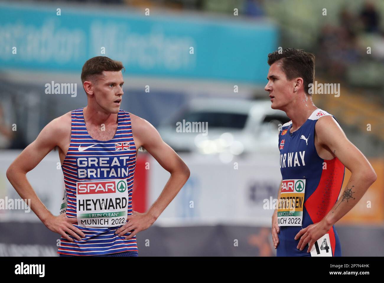 Jakob INGEBRIGTSEN & Jake HEYWARD after the 1500m heat at the European ...