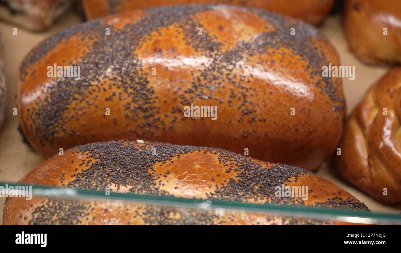 Packaged slice bread hi-res stock photography and images - Alamy