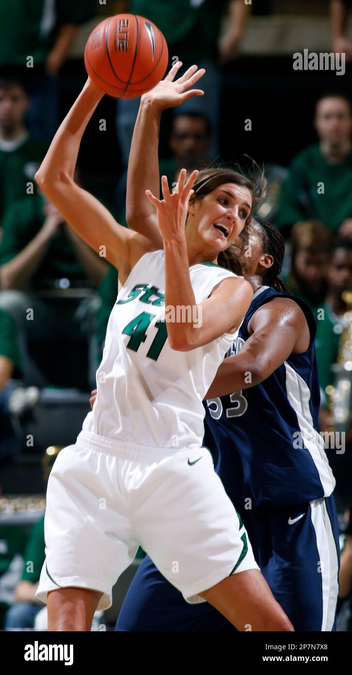 Michigan State's Allyssa DeHaan (41) manuevers for a shot against ...