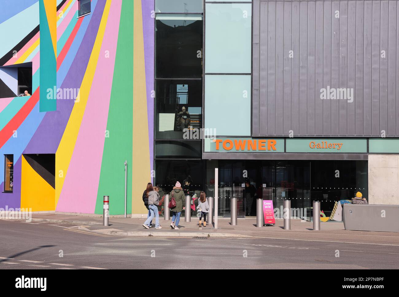 The Towner Eastbourne. art gallery with world-class exhibitions of ...