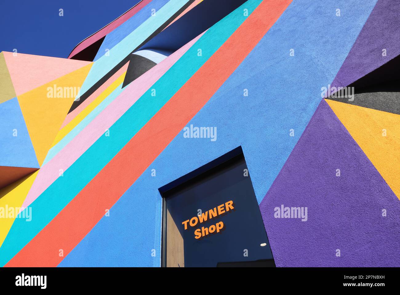 The Towner Eastbourne. art gallery with world-class exhibitions of ...