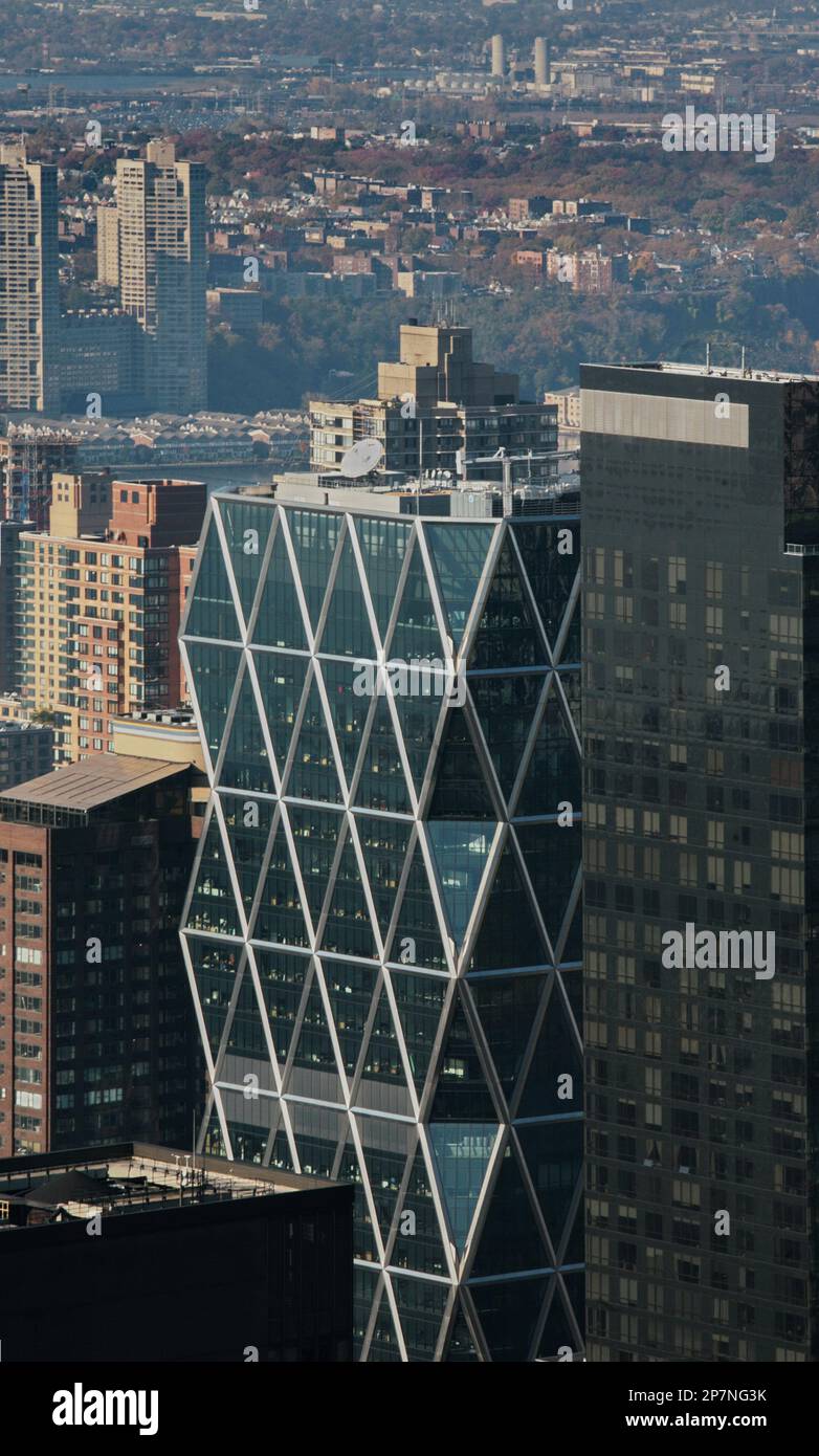 FILE- This Nov. 12, 2007 file photo shows the Hearst Tower on 8th ...
