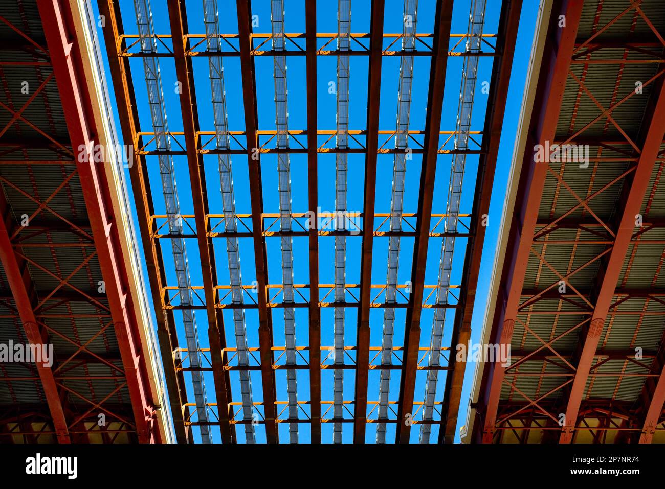 Partially completed bridge construction hi-res stock photography and ...