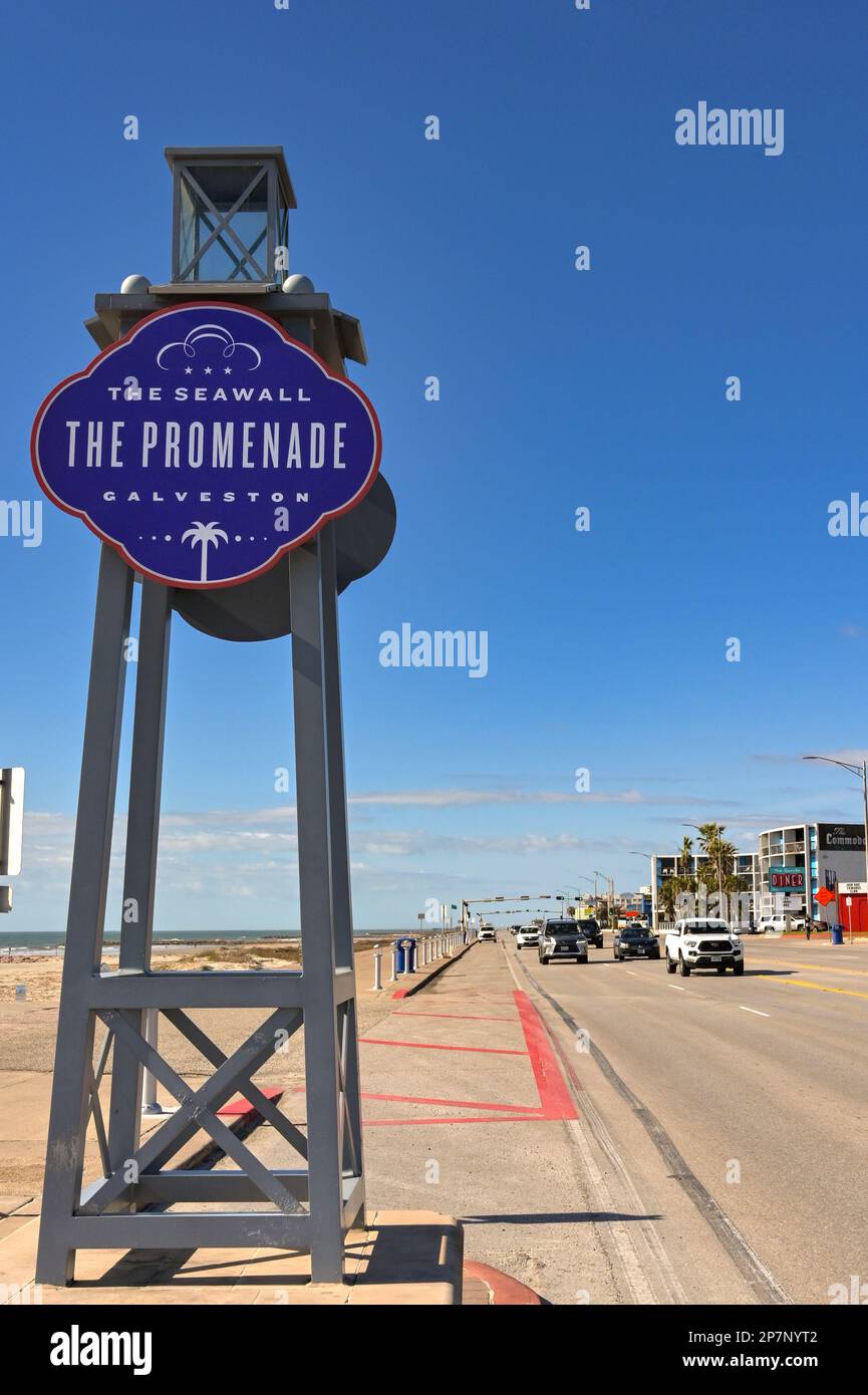 Seawall promenade hi-res stock photography and images - Alamy