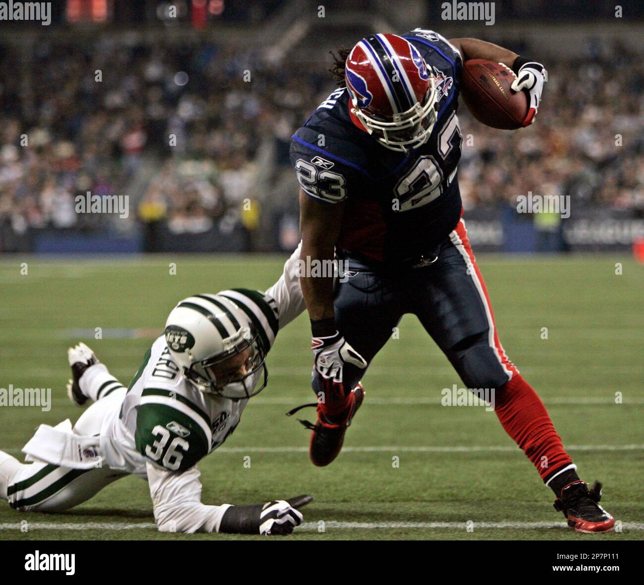Buffalo Bills running back Marshawn Lynch (23) scores a touchdown past ...