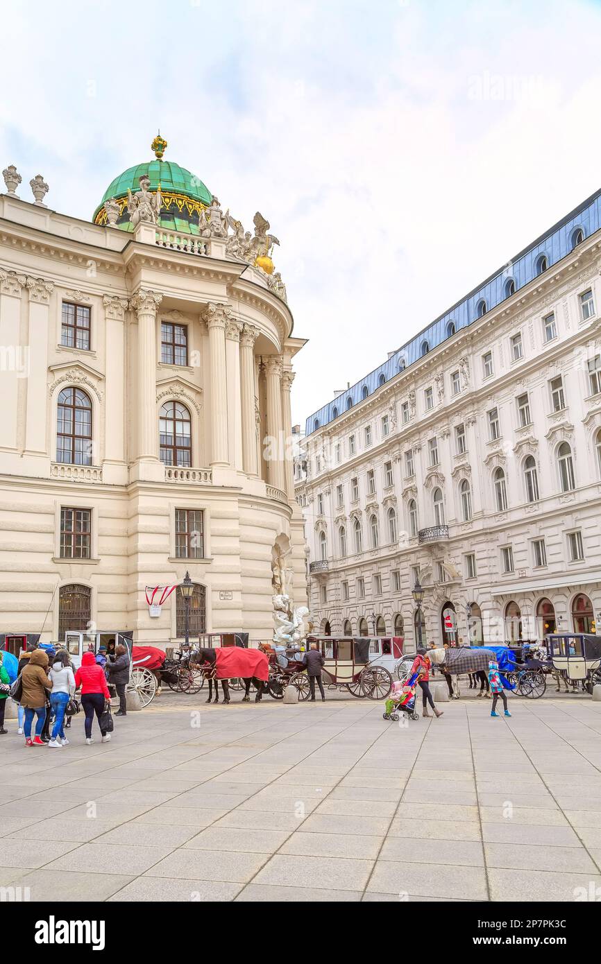 Scenic view hofburg palace hi-res stock photography and images - Alamy