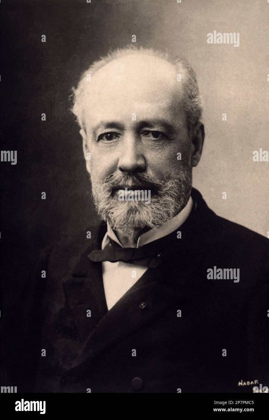 1889 ca , Paris , FRANCE : The celebrated french scientist Doctor Leon ...