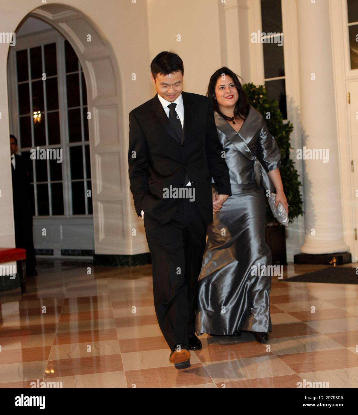 Maya Soetoro-Ng, President Barack Obama's half-sister, arrives with her ...