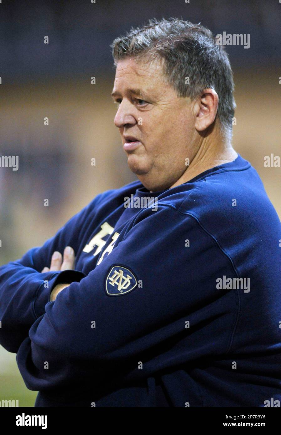 Notre Dame coach Charlie Weis watches his team during NCAA college ...