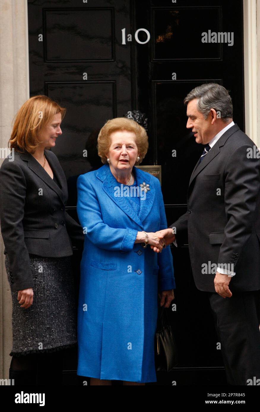 Former British Prime Minister, Margaret Thatcher, center, meets with ...