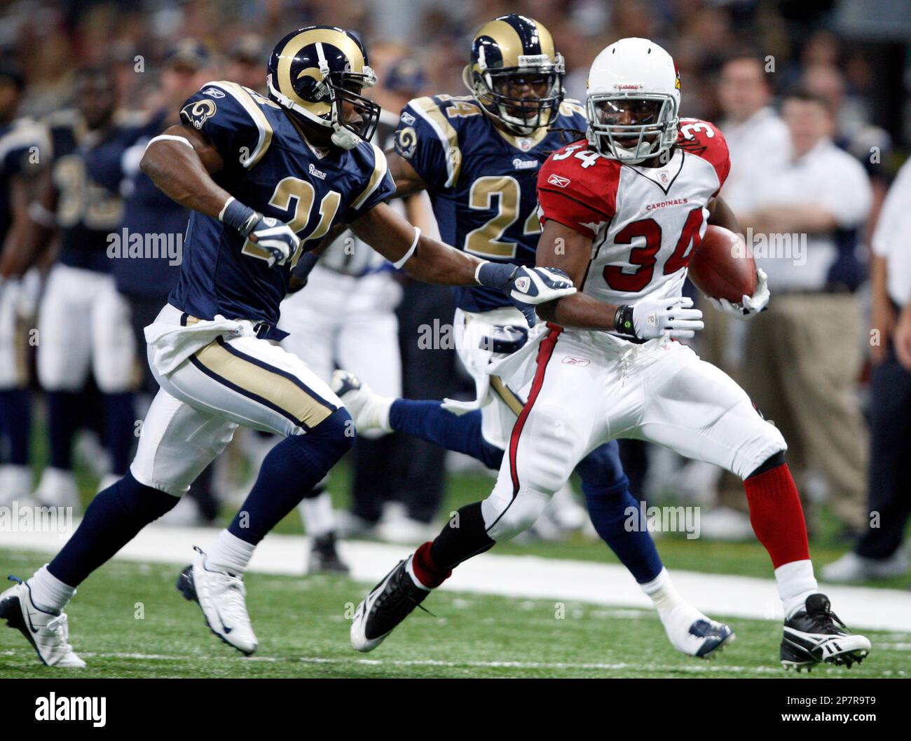 Arizona Cardinals running back Tim Hightower (34) runs for a 50-yard ...
