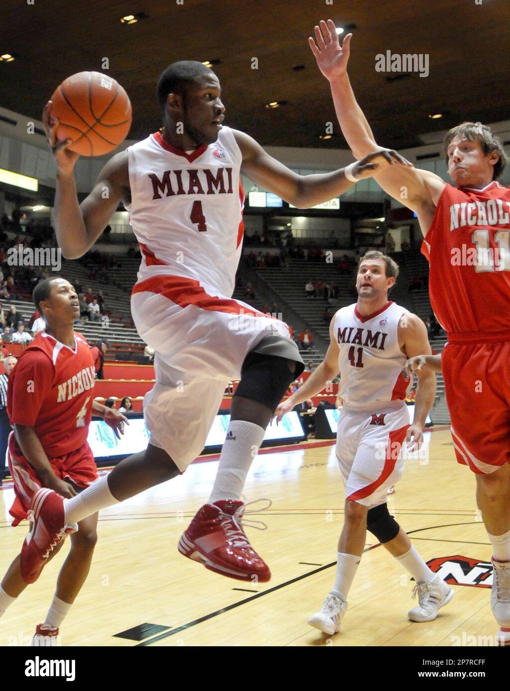 Terrelle Pryor Basketball