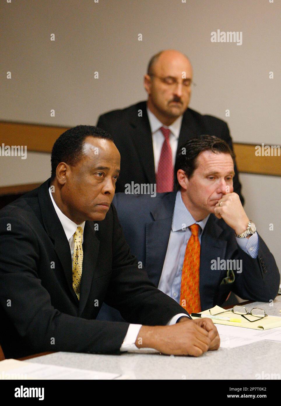Michael Jackson's doctor, Conrad Murray, left, appears with attorneys ...