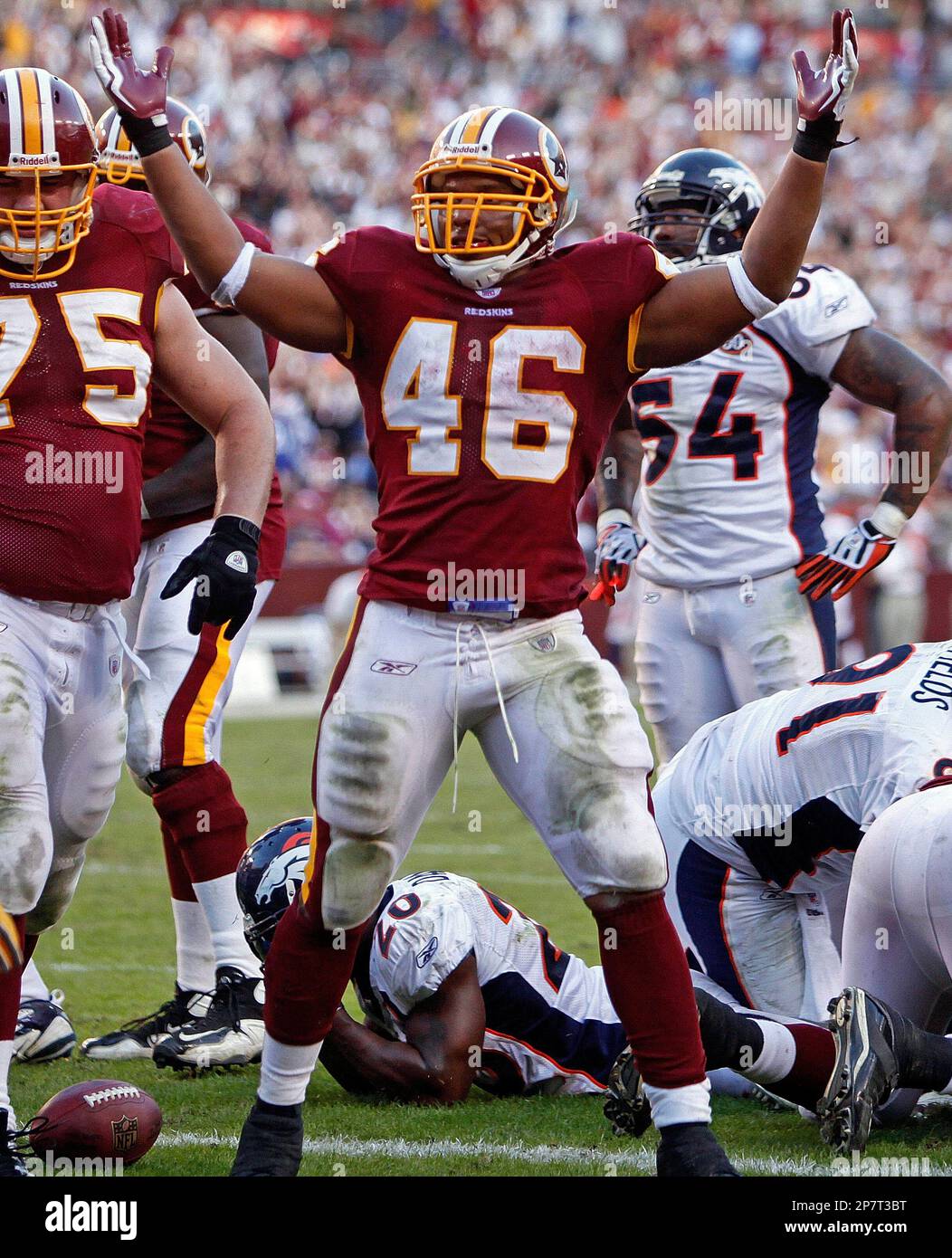 Washington Redskins running back Ladell Betts celebrates his fourth ...