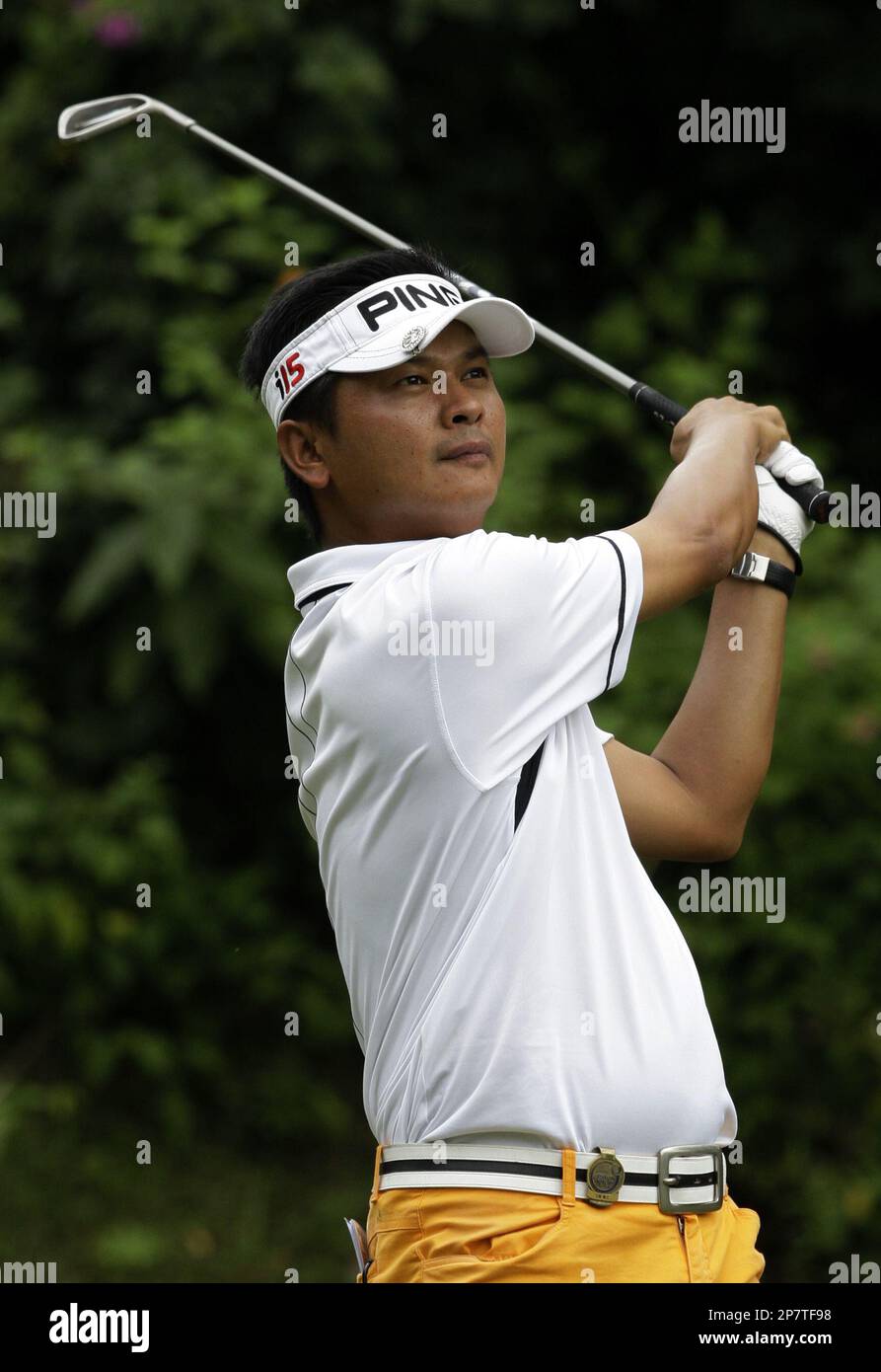 Lin Wen Tang of Taiwan tees off at the 5th hole during the UBS Hong ...