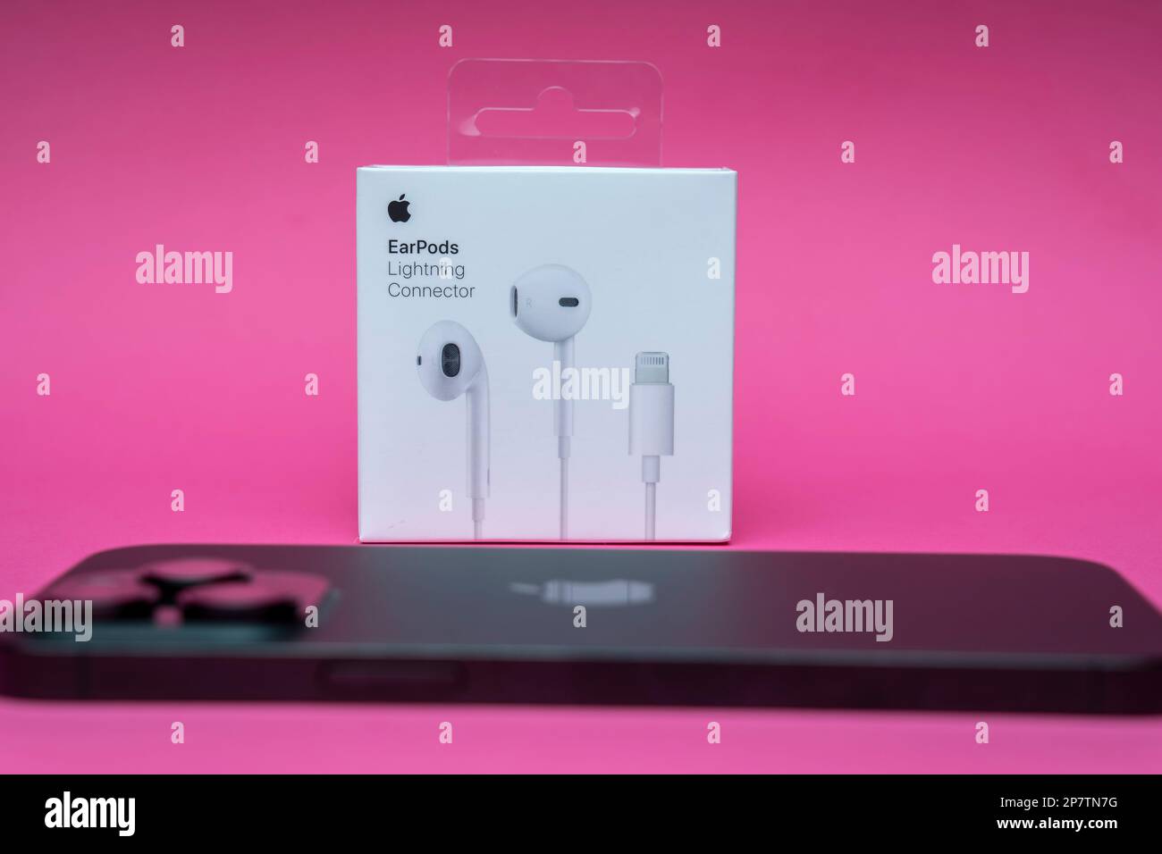 New iPhone 14 pro max and Apple Earpods, Airpods white earphones for ...